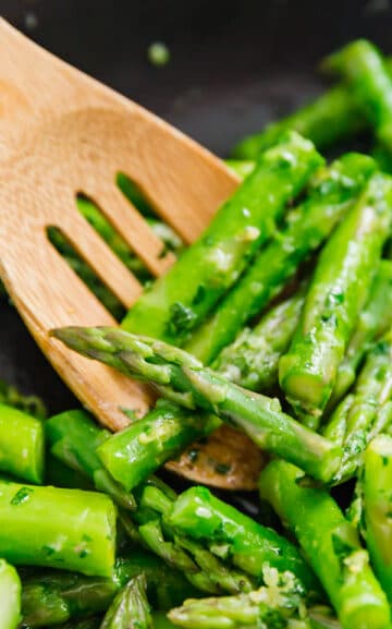 Sautéed Asparagus with Parmesan Gremolata