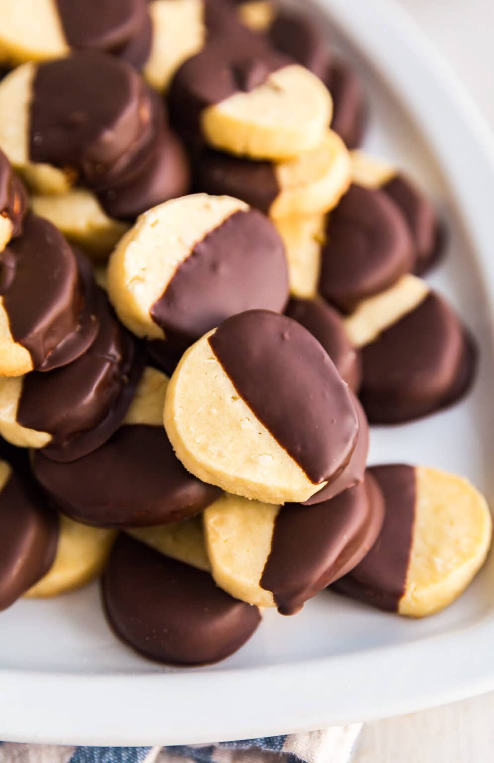 Almond Shortbread Cookies